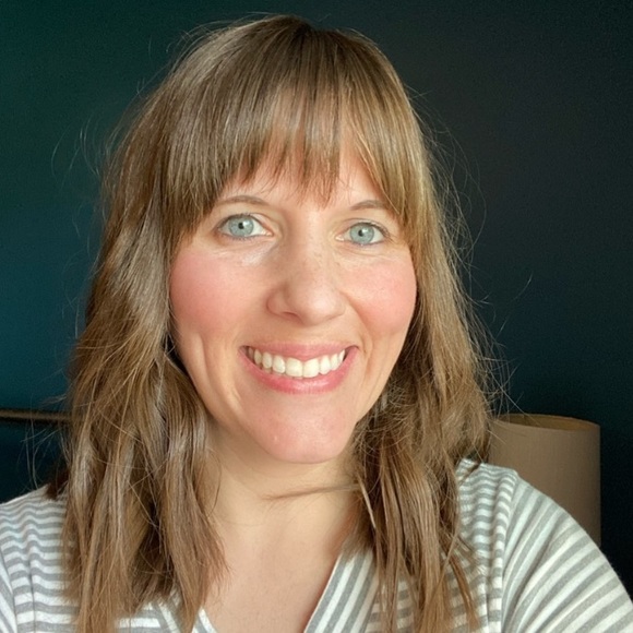 Whitney's Closet (@wweals) | Poshmark